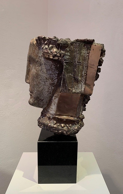 PRIMA LUCE 945 at Morren Galleries